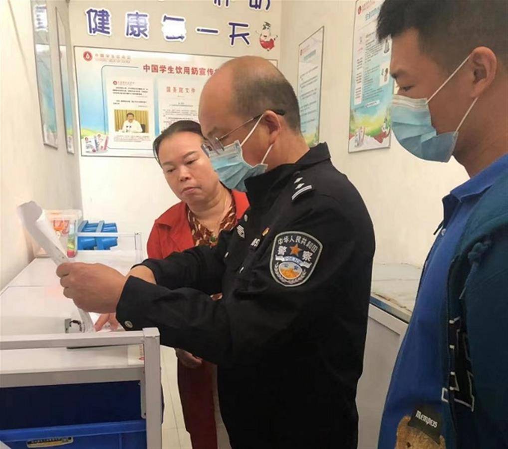 校园保安履职情况如何？大悟警方开展专项检查 湖北日报新闻客户端