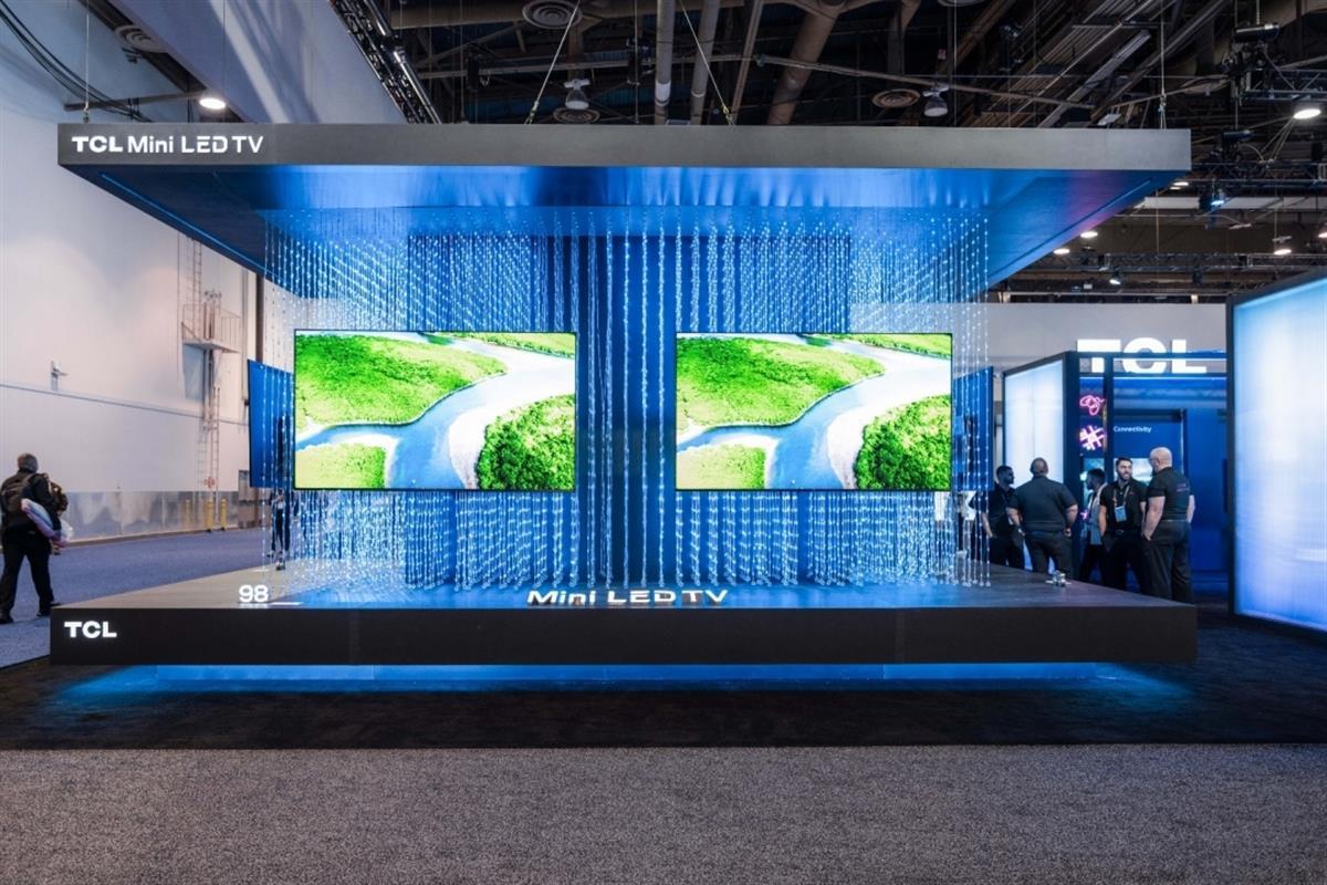 TCL亮相美国CES2023，展示全球首款65" 8K印刷OLED显示器 - 湖北日报新闻客户端