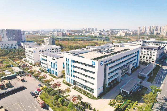 就近拿地建厂，这些“毕业生”为何毕业不离园？ - 湖北日报新闻客户端