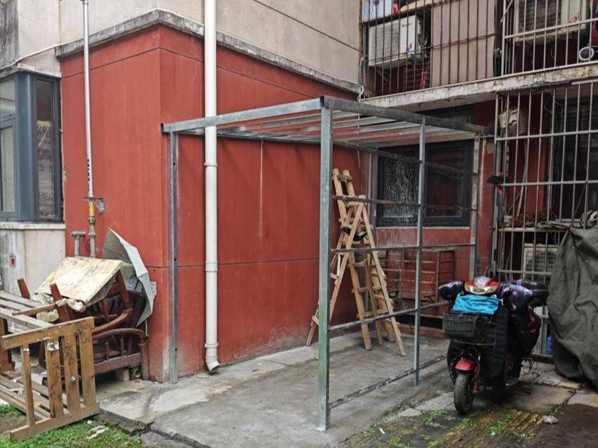 公共空间不添 “堵”，安全防线筑得牢 - 湖北日报新闻客户端