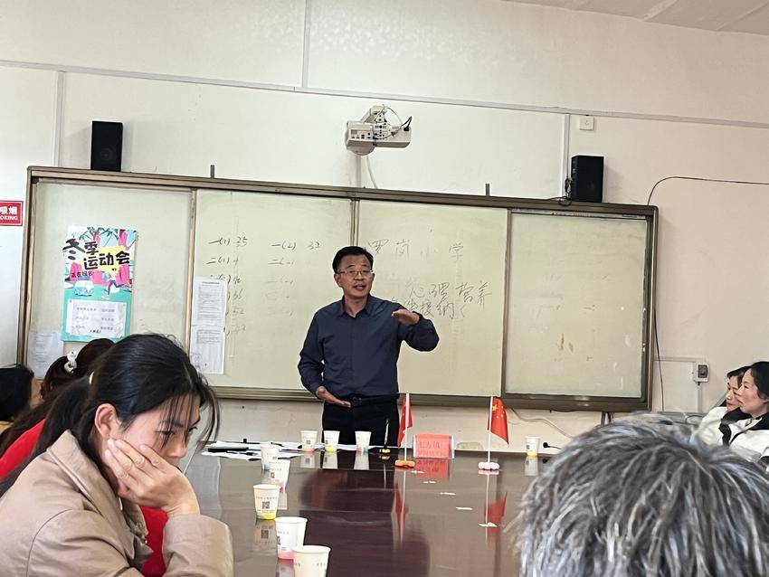 专家传经送宝 赋能家园共育 - 湖北日报新闻客户端